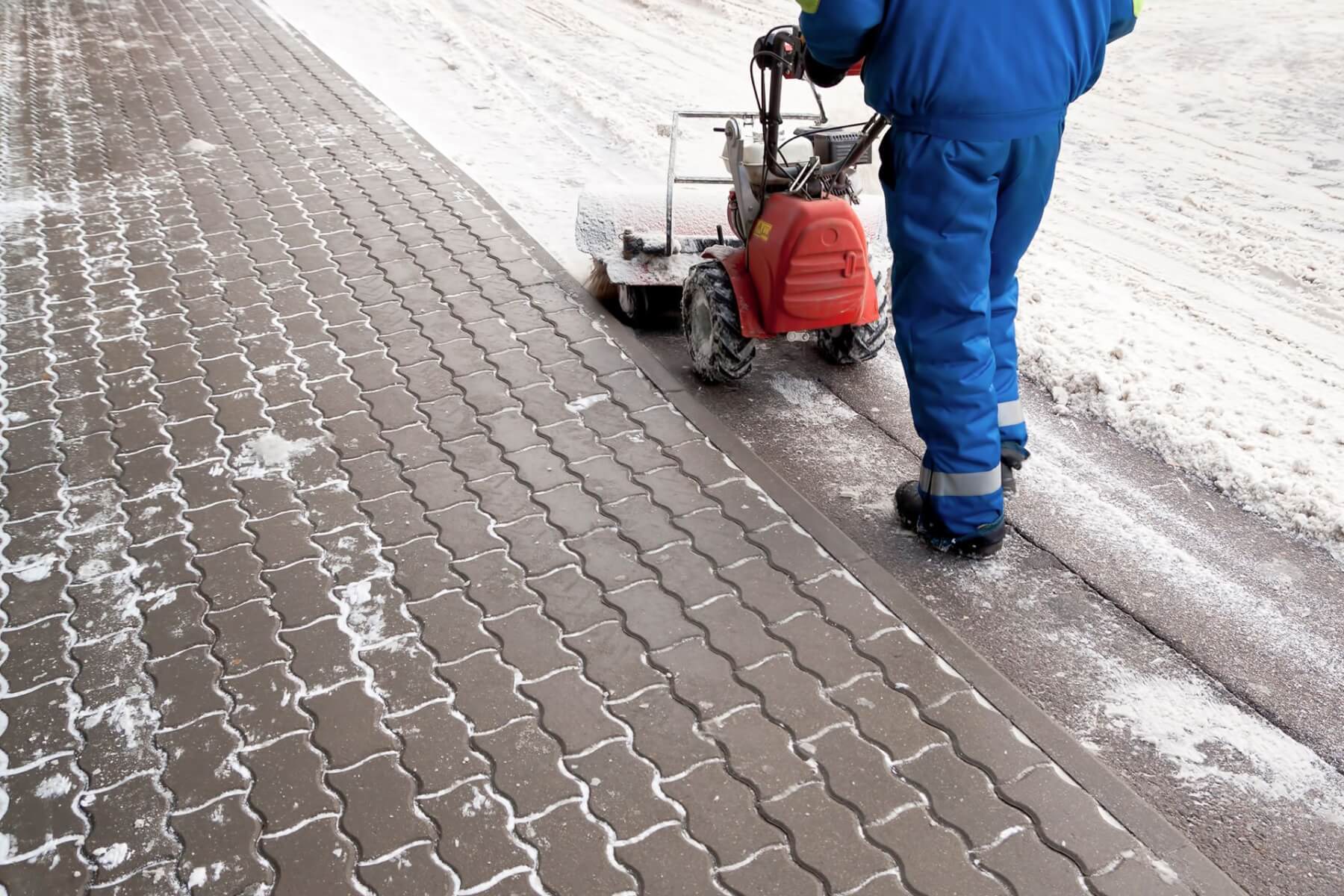 Gritting Myths and Facts | Top Road Gritting Facts | GCG
