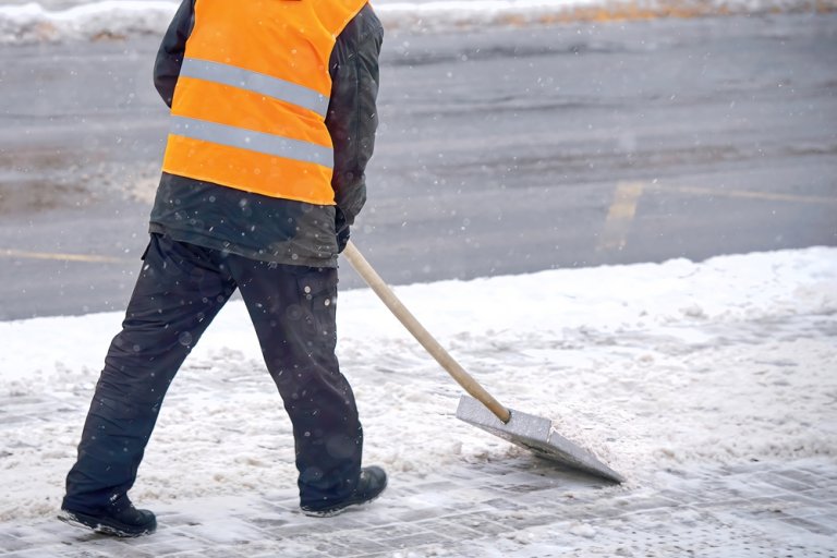 Gritting Myths and Facts | Top Road Gritting Facts | GCG